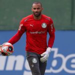Weverton treina nas férias para iniciar 2026 pronto para jogar - PTD
